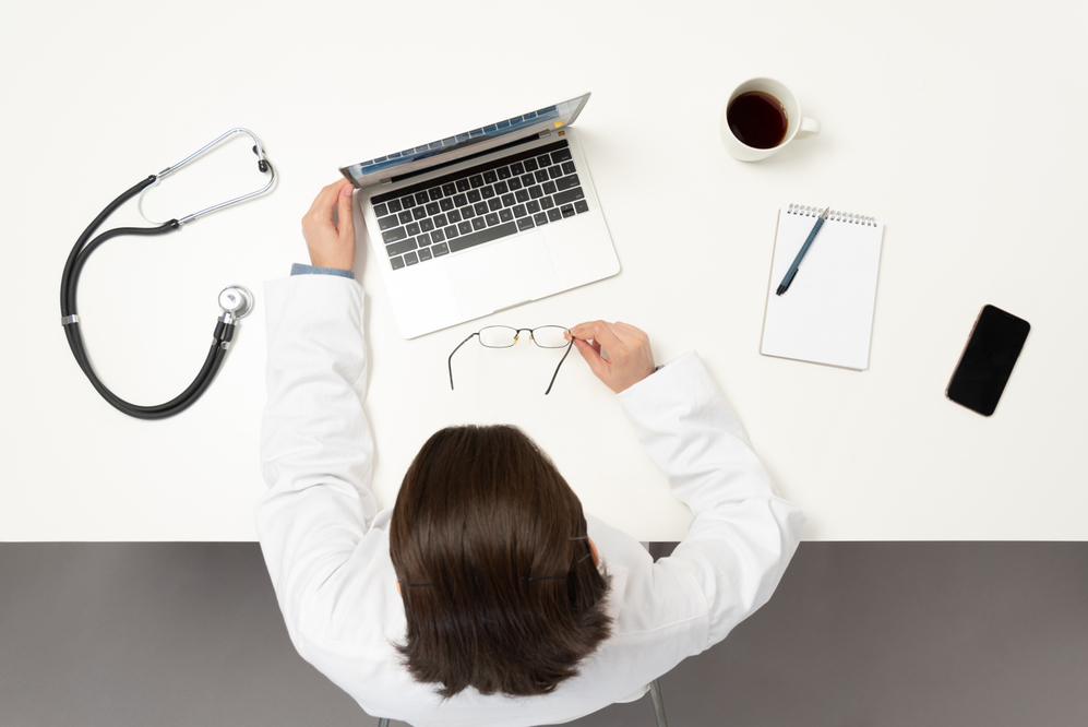 CONSULTAS ONLINE para clínicas - Da el paso hacia la nueva normalidad